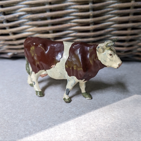 Accents | Vintage Lead Bull Farm Figure Britain Made In England | Poshmark
